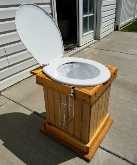 How To Make Your Own Portable Emergency Toilets - Food Storage Moms