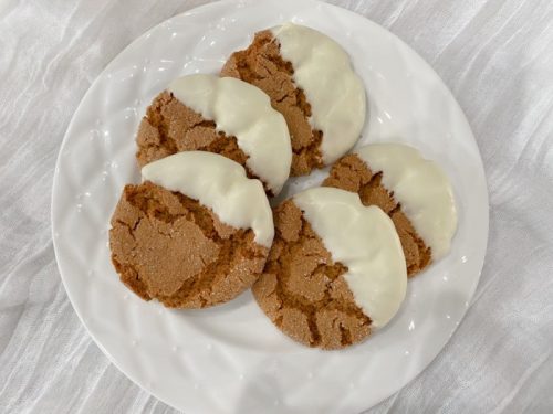 White Chocolate-Dipped Gingersnaps - Food Storage Moms