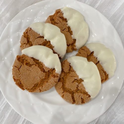 White Chocolate-Dipped Gingersnaps - Food Storage Moms