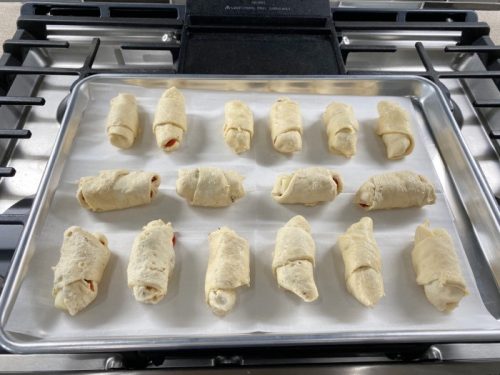 Easy-To-Make Mini Pizza Roll-Ups - Food Storage Moms